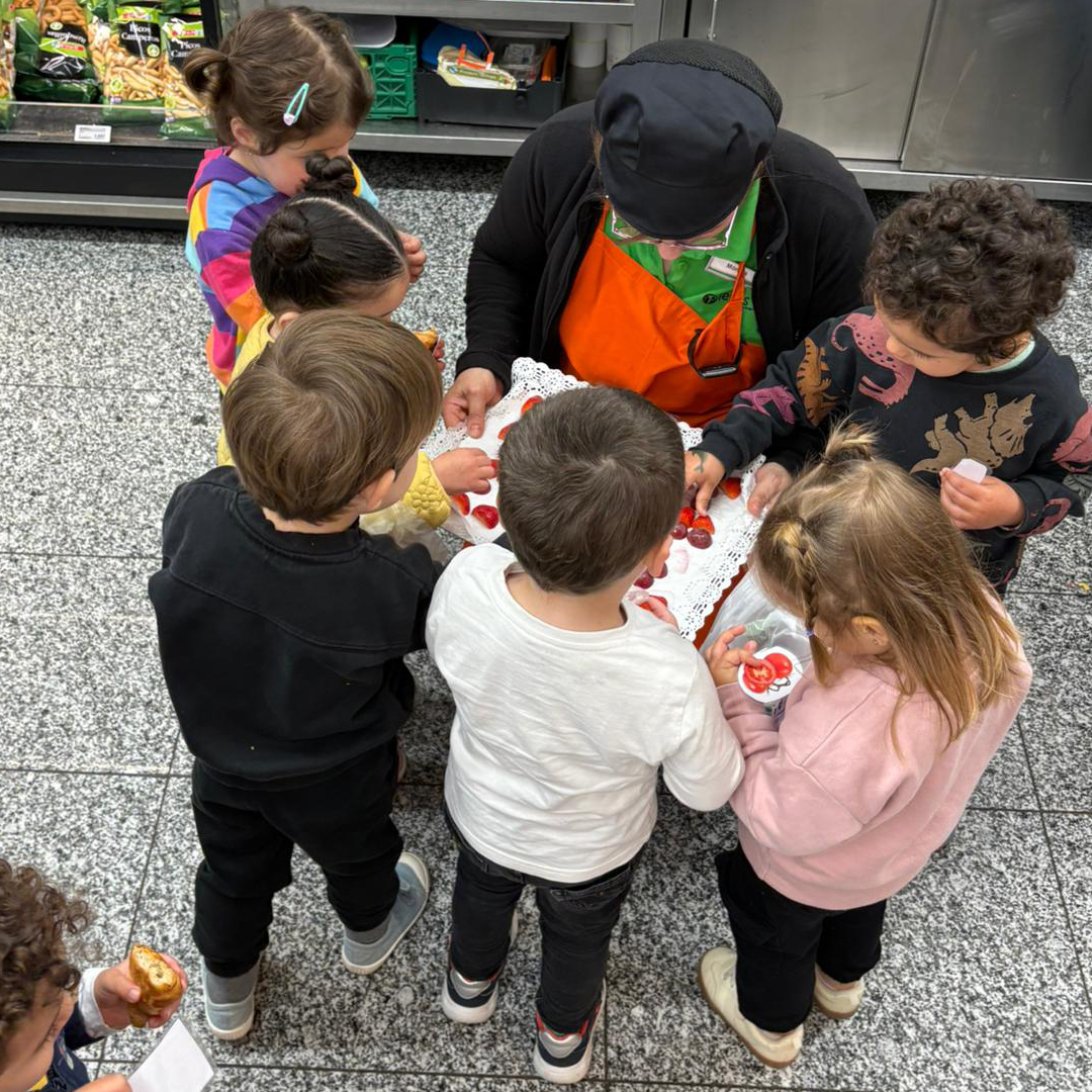 PLENUS ALLARIZ RECIBE UNA VISITA MUY ESPECIAL | Noticias | Grupo Cuevas